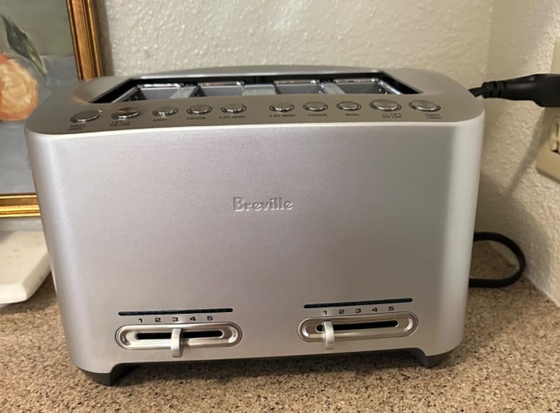 How Breville’s Die-Cast Smart Toaster Combines Style & Advanced Tech ...